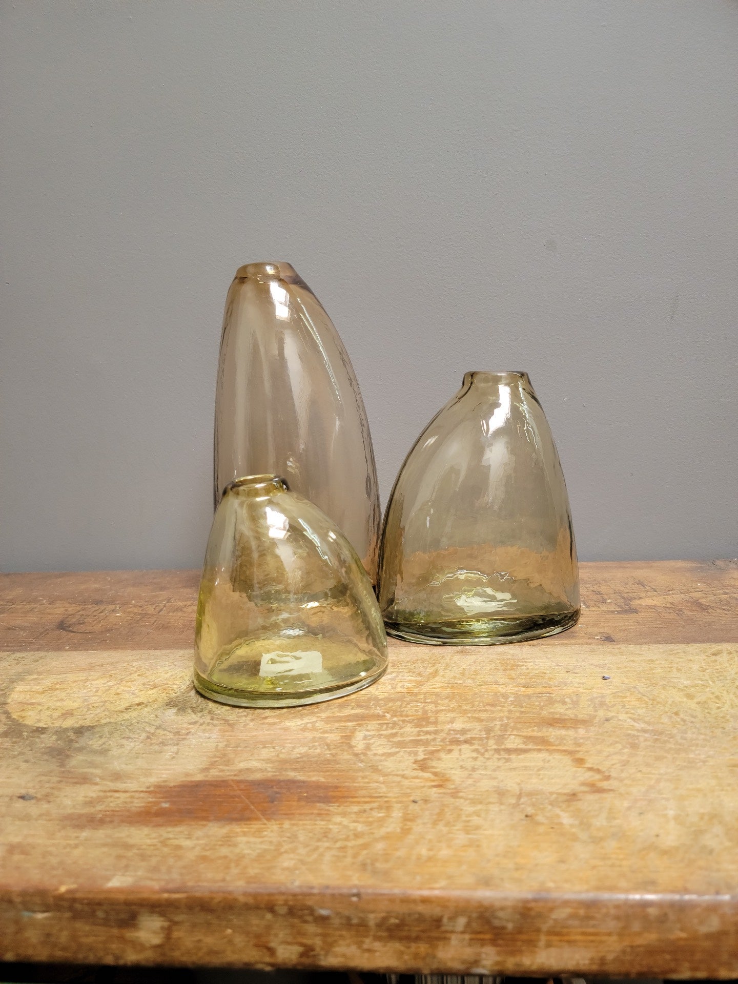 Amber Bud Vase Sanibel – GillyFlowers